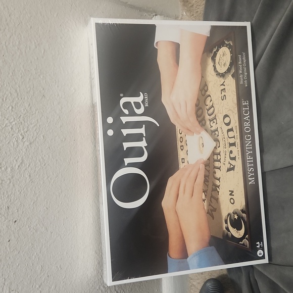 Winning Moves | Games | Ouija Board Game The Mystifying Oracle New ...